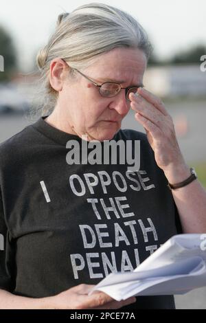 Death penalty opponent Sheila O'Flaherty attends a memorial ceremony on ...