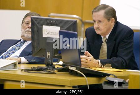 Circuit Judge Susan Roberts reads her order sentencing former ...
