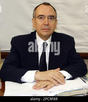 Nicolo Pollari, head of SISMI military intelligence, right and Mario ...