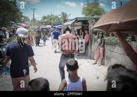 Buße und blutige Flagellanten Parade zur Heiligen Woche und Karfreitag ...