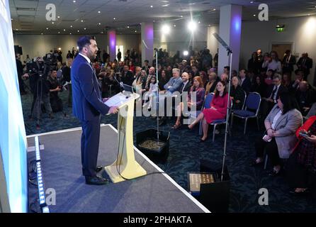 Humza Yousaf sprach im Murrayfield Stadium in Edinburgh, nachdem ...