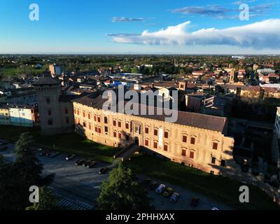 Die Burg Boiardo, auch Rocca von Scandiano oder Scandiano Castle ...