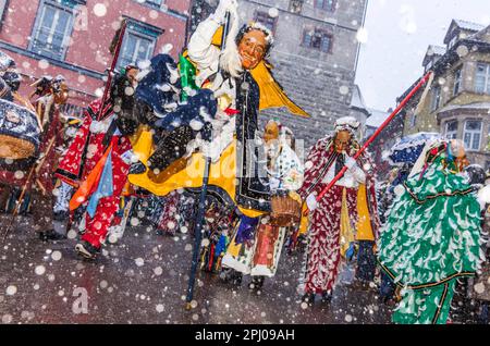 Rottweiler Narrensprung bei starkem Schneefall, Höhepunkt des ...