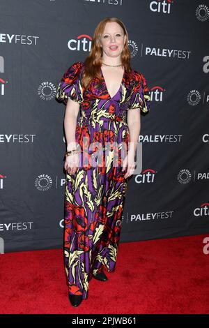 LOS ANGELES - APR 3: Lauren Ambrose beim PaleyFest 2023 - Yellowjacets ...