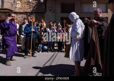 „Picaos“ Buße peitscht sich selbst als Mitglied der „Santa Vera Cruz ...