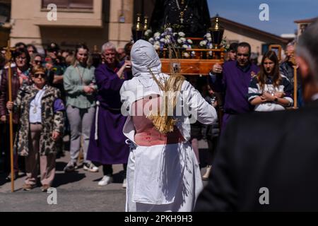 „Picaos“ Buße peitscht sich selbst als Mitglied der „Santa Vera Cruz ...