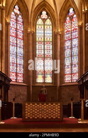 Die drei Chorfenster der vom Künstler Gerhard Richter entworfenen ...