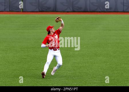Maryland Terrapins outfielder Elijah Lambros (11) gets under a fly ball ...