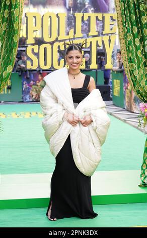 Priya Kansara nimmt an einer Sondervorführung der Höflichen ...