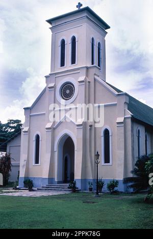 Seychellen, Insel La Digue. Kirche Notre-Dame de L'Assomption ...
