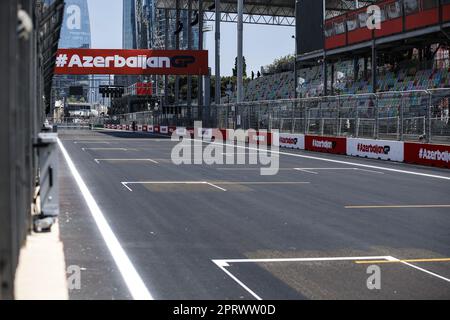 Baku, Aserbaidschan – 27./04./2023. Startpunkt der Baku-Rennstrecke ...