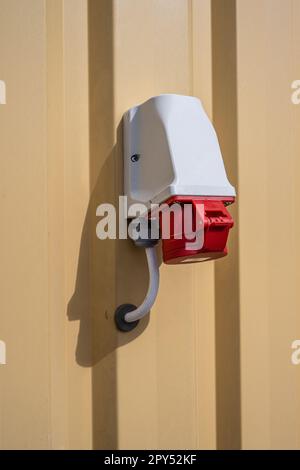 Steckdose an der Wand, Schweden Stockfotografie - Alamy