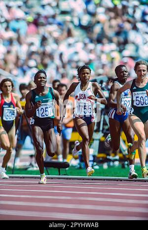 Maria Mutola (MOZ) tritt bei den Olympischen Sommerspielen 1992 im 800 ...