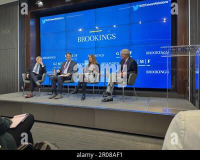 Bonnie Glaser in einem Panel mit Ryan Hass und Richard Bush von ...