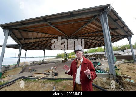 PRODUKTION - 06. Mai 2023, Sachsen, Schkeuditz Hayna: Projektmanager ...