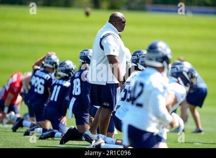 Seattle Seahawks defensive coordinator Clint Hurtt walks off the field ...
