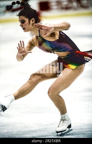 Katerina Witt (DDR) bei der Eiskunstlauf-Weltmeisterschaft 1986 ...
