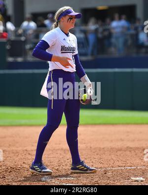 Washington starting pitcher Ruby Meylan works in the late inning ...