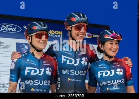 FDJ Suez Team beim Classique UCI Women's WorldTour Road Race, Phase 3 des Ford RideLondon ...