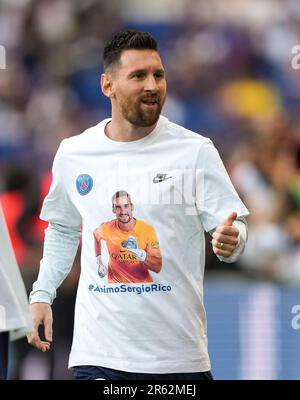 Lionel Messi vom PSG Pre-Match während des Spiels Ligue 1 zwischen ...