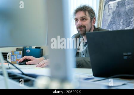 PRODUKTION – 13. April 2023, Sachsen-Anhalt, Halle (Saale): Christian Hummert ...