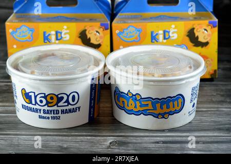 Kairo, Ägypten, Juni 15 2023: Sayed Hanafy Koshary Koshari, Street Food ...