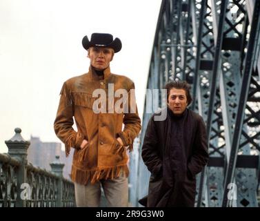 VERZWEIFELTE SEELEN, DUNKLE STADT UND DIE LEGENDE DES MITTERNACHTS ...