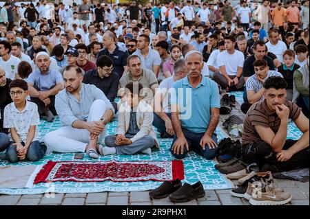 Istanbul, Türkei. 28. Juni 2023. Ein Ramm, der in einem örtlichen ...