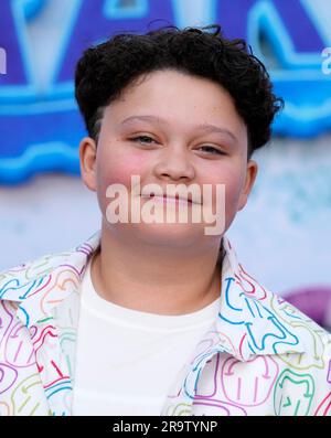 RUBY GILLMAN, TEENAGE KRAKEN, Blue Chapman (Stimme von Sam Gillman ...