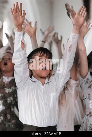 Proben für Noye's Fludde von Benjamin Britten in der Orford Church ...