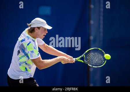 22. August 2023: Alex Michelsen folgt während der zweiten Runde der ...
