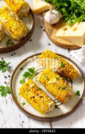 Abendessen im Sommer oder Snacks. Idee für einen Grill oder Grill ...