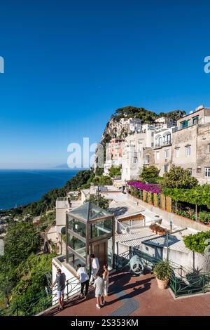 Blick von der Piazzetta von Capri, Capri, Golf von Neapel, Italien ...