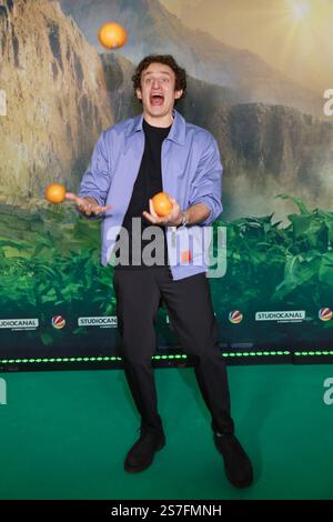 Premiere - Paddington in Peru Julian Janssen Checker Julian bei der ...