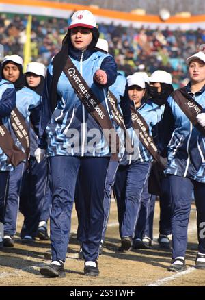 Srinagar, Indien. Januar 2025. Indisches Militär nahm an der Parade zum ...