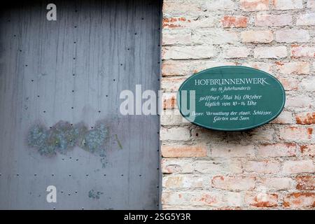 Hofbrunnwerk im Münchner Hofgarten; eine wasserbetriebene Pumpstation ...