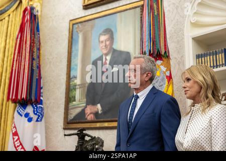 (Von links nach rechts) Donald Trump Jr, US-Präsident Donald Trump ...