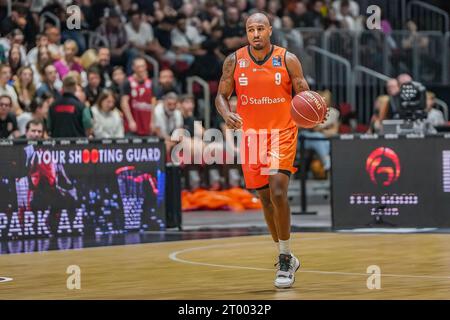 Chemnitz, Deutschland 02. Oktober 2023: 1.BBL - 2023/2024 - Niners ...
