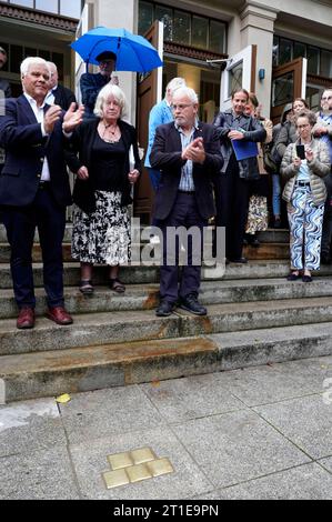 Stolpersteinverlegung für die Familie Archenhold vor der Archenhold ...