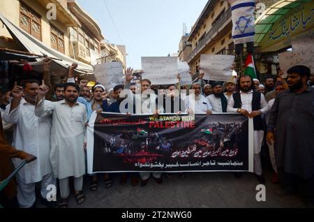 Peshawar, Peshawar, Pakistan. Oktober 2023. Das pakistanische Volk ...