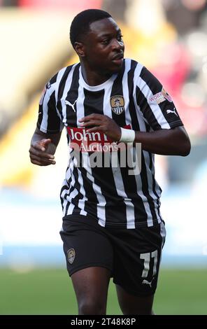 Aaron Nemane von Notts County während des Halbfinalspiels der Vanarama ...