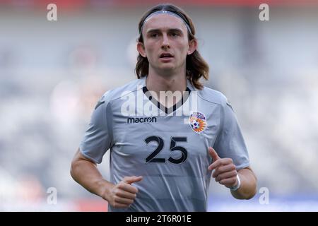 Jaylan Pearman of Perth Glory wärmt sich vor der A-League Men RD4 ...