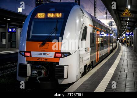 Dortmund Hauptbahnhof - Rhein-Ruhr-Express, RRX, Rhein-Weser-Express ...