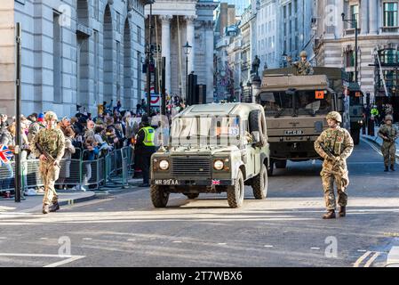 151 Regiment RLC bei der Lord Mayor's Show Prozession 2023 in Geflügel ...