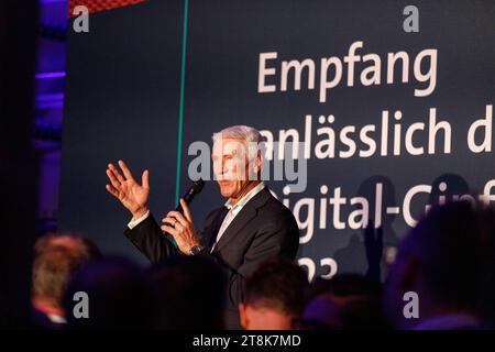 Bitkom-Präsident Dr. Ralf Wintergerst auf dem Bitkom Empfang ...