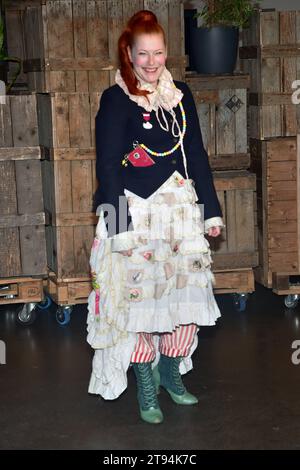 Premiere zu ECHT C UNSERE JUGEND die Band, mit Sänger, Kim Frank ...