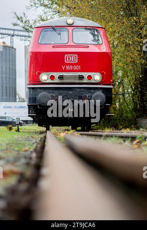 Oldenburg, Deutschland. November 2023. Roland Sandkuhl, ein selbständiger Oldenburger Zugführer ...