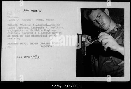 Marine Lance Corporal Lawrence McKibben und Marine Corporal Ronnie ...