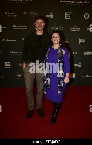 Frederic Brossier und Ronja Forcher bei der Strassenfeger Charity ...