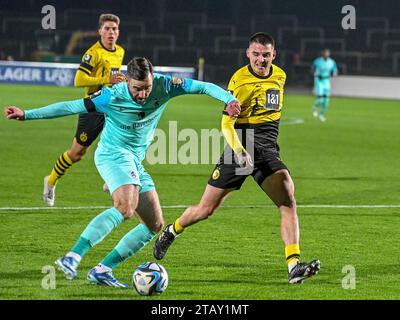 Morris Schroeter (TSV 1860 München, #17) ist enttaeuscht und laesst den ...